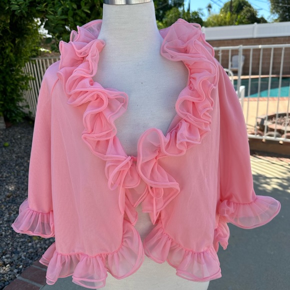 St. Michael | Jackets & Coats | St Michael Vintage 96s Ruffled Bed Jacket Barbie Pink L 3840 ...